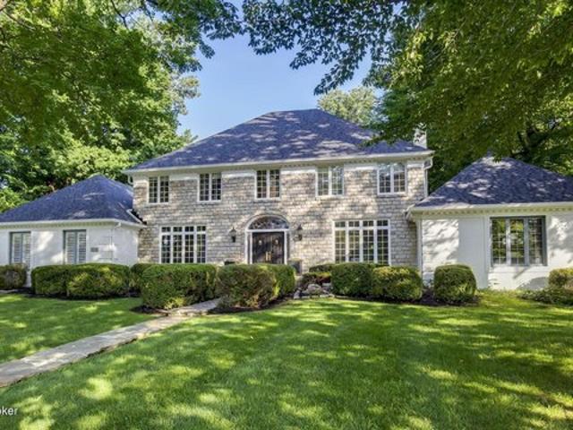 1316 Leighton Cir, Louisville, KY 40222