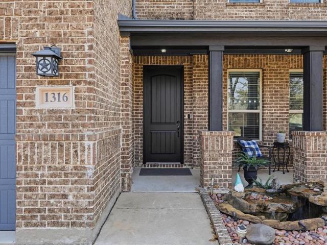 1316 Realoaks Dr, Fort Worth, TX 76131 | MLS #21189