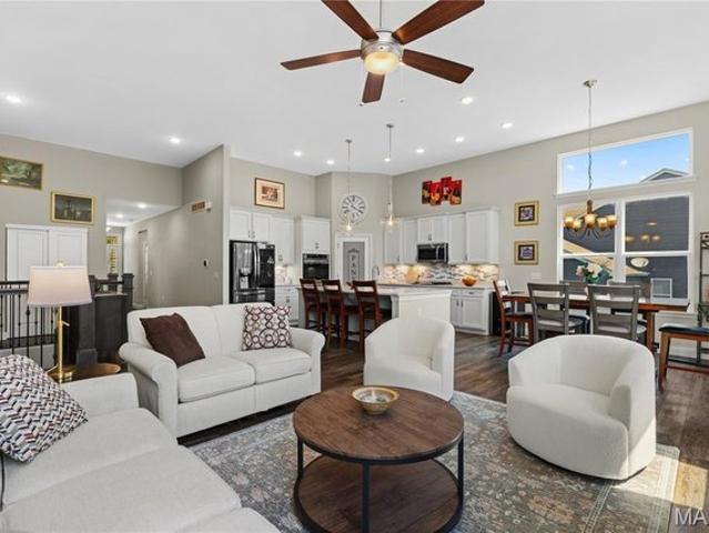 1316 Silver Fern Dr, Lake Saint Louis, MO 63367