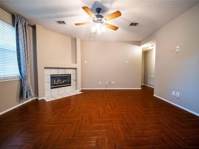1316 White Dove Ln, Denton, TX 76210 | MLS #21223