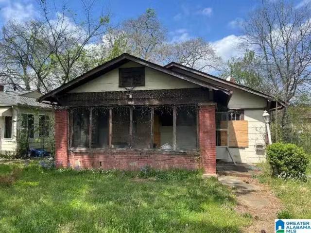 1316 WOODLAND AVE SW, BIRMINGHAM, AL 35211 Single Family Resid.