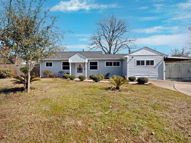1316 Zora St, Houston, TX 77055 | MLS #16927 | Compass