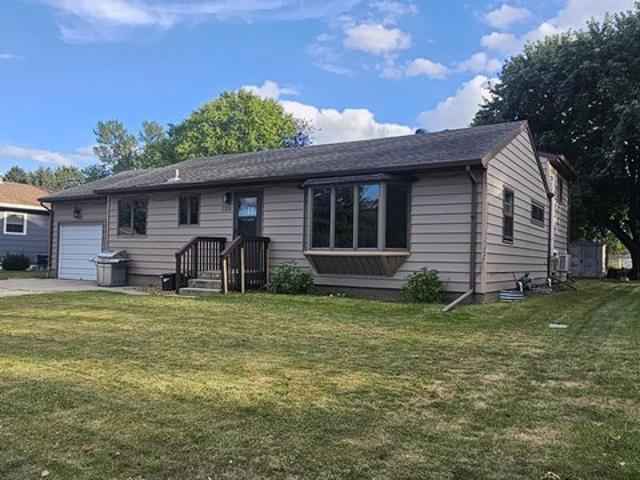 1316 5th Ave, Aberdeen, SD 57401
