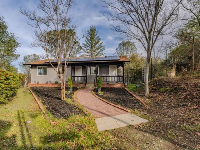 13171 Ridge Ct, Sutter Creek, CA 95685