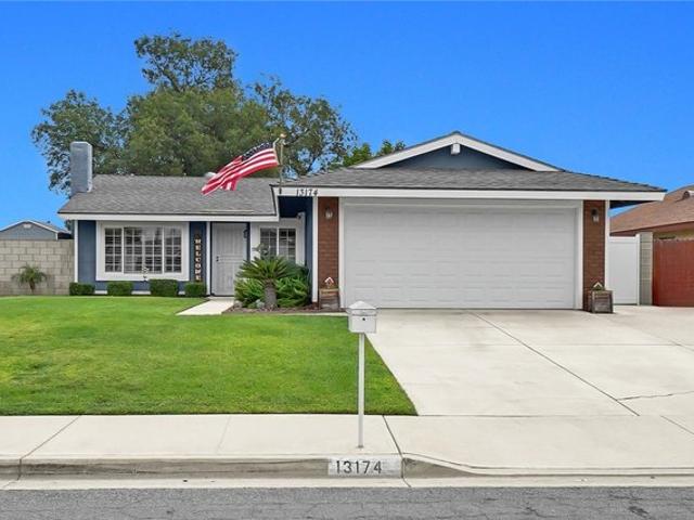 13174 Larkhaven Dr, Moreno Valley, CA 92553