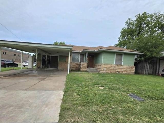 1317 NW Bessie Ave, Lawton, OK 73507