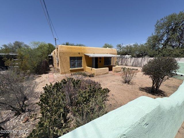 1317 N Dodge Blvd, Tucson, AZ 85716