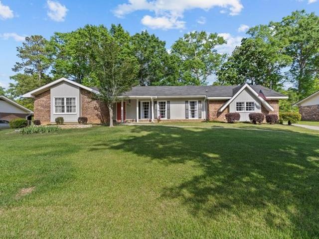 1317 Cambridge Rd, Dothan, AL 36305