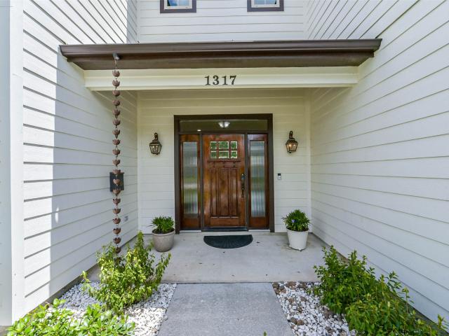 1317 Chantilly Lane