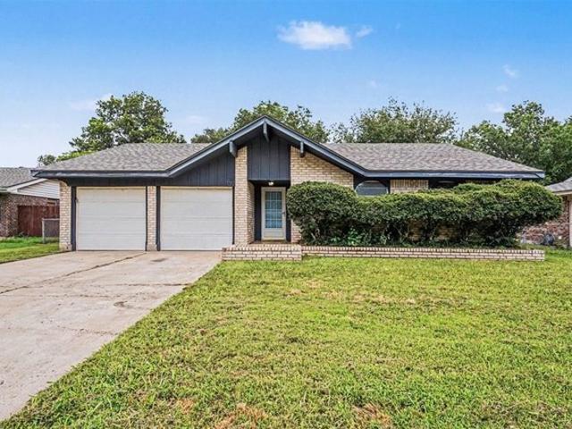 1317 Columbia Cir, Norman, OK 73071