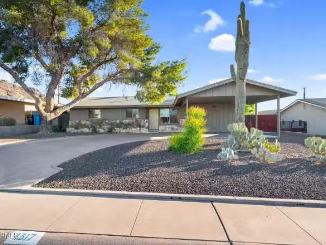 1317 E Golden Ln, Phoenix, AZ 85020 MLS 6782025