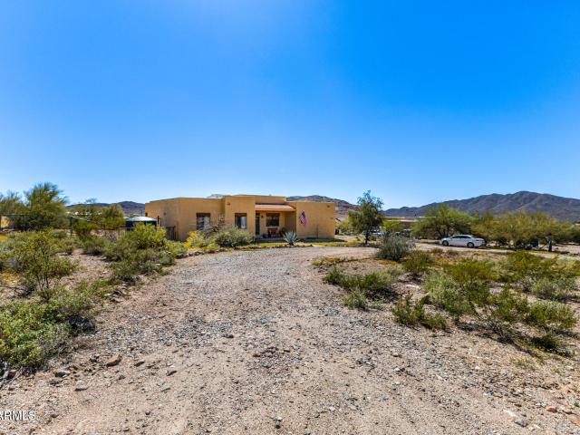 1317 E Sabrosa Dr, New River, AZ 85087 | MLS #6995 | Compass