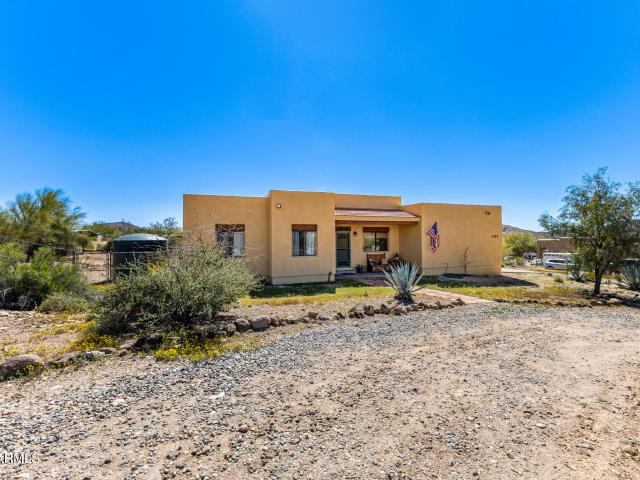 1317 e sabrosa drive