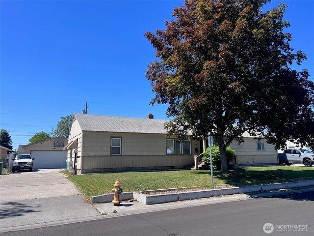 1317 Farrell Ln, Richland, WA 99354