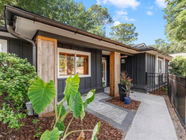 1317 Fort Johnson Road