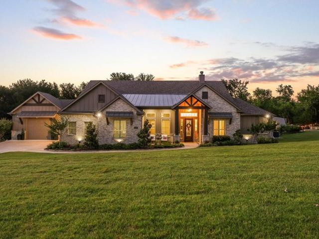 1317 Hunt Rd, Gunter, TX 75058