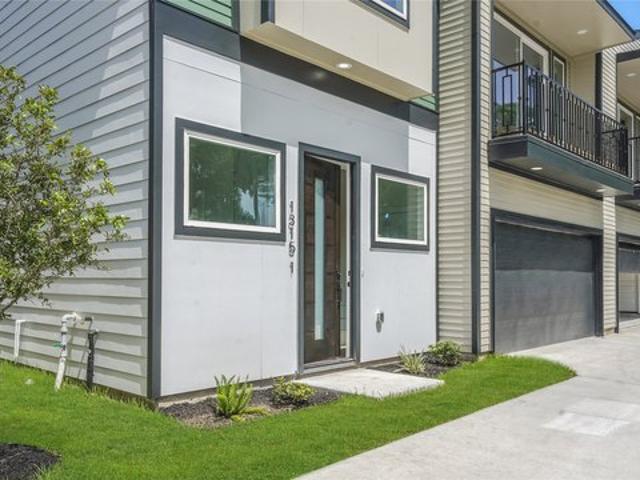 1317 Knight St, Houston, TX 77022