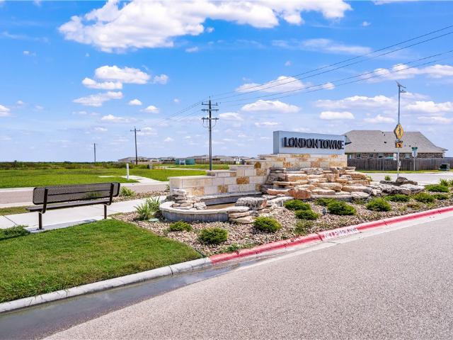 1317 London Towne Boulevard