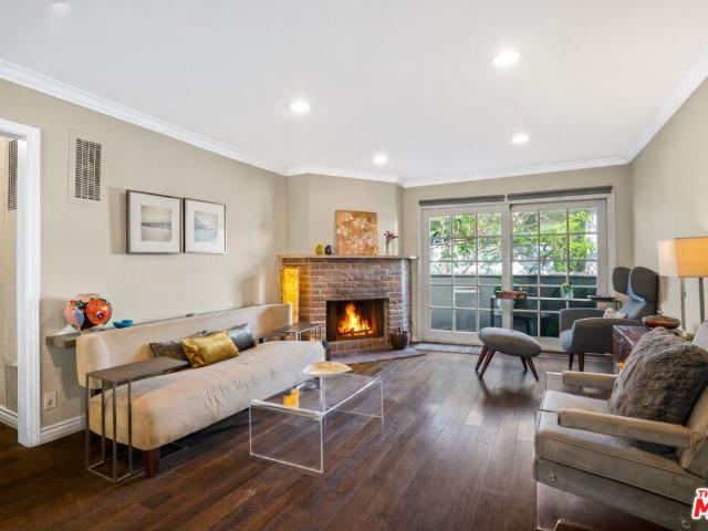 1317 Stanford St, Unit 5, Santa Monica, CA 90404 | MLS #26674 | Compass