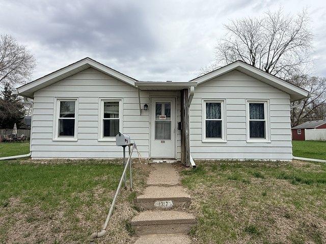 1317 S Nevada Ave, Davenport, IA 52802