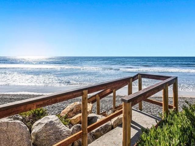 1317 S Pacific St, Oceanside, CA 92054