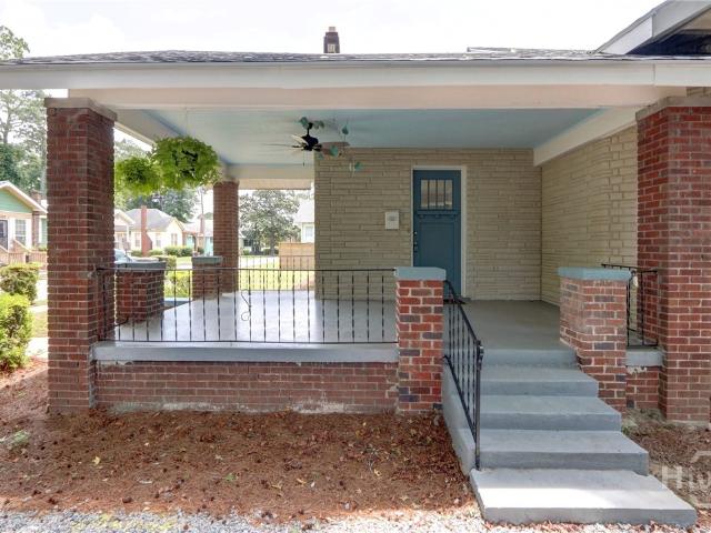 1317 seiler Avenue