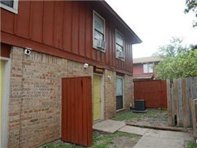 1317 Southport Dr, Unit D, Austin, TX 78704 | MLS #2866 | Compass