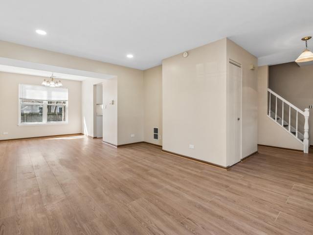 1317 Spalding Dr, Mundelein, IL 60060 | MLS #12628