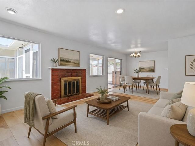 1317 W Willow