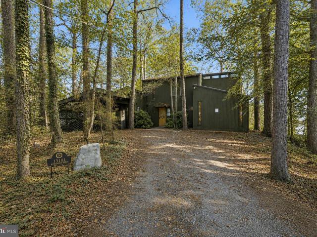 13181 River View Drive