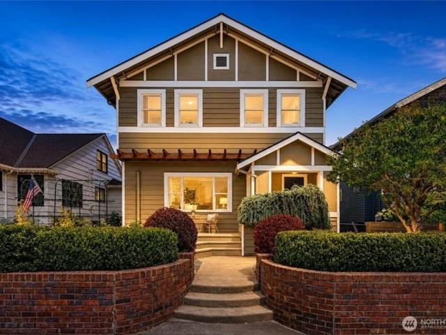 1318 N 76th St, Seattle, WA 98103