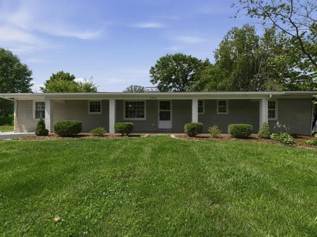 1318 Cardinal Way, Bowling Green, KY 42103