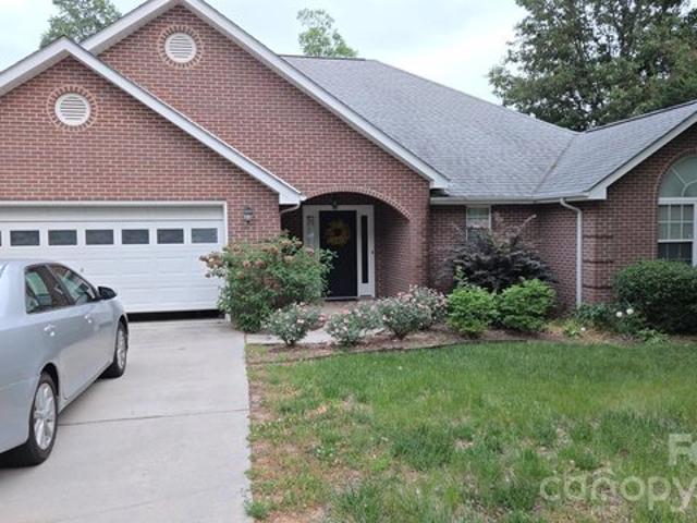 1318 Crown Ridge Dr, Fort Mill, SC 29708