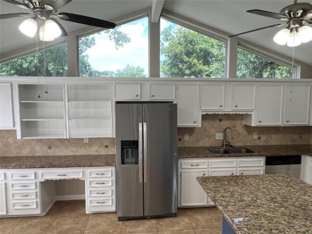 1318 Pinecroft Drive