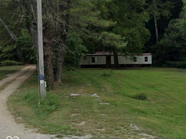 1318 State Road 135 S
