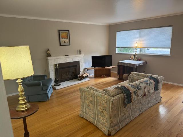 1318 Susan Cir, Roseville, CA 95661 | MLS #226030 | Compass