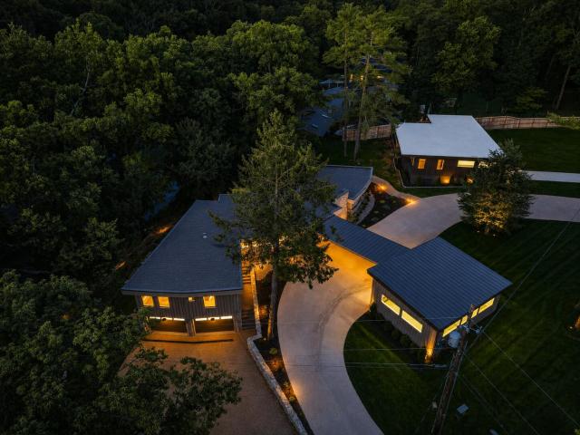 1318 S Jones Mill Lane