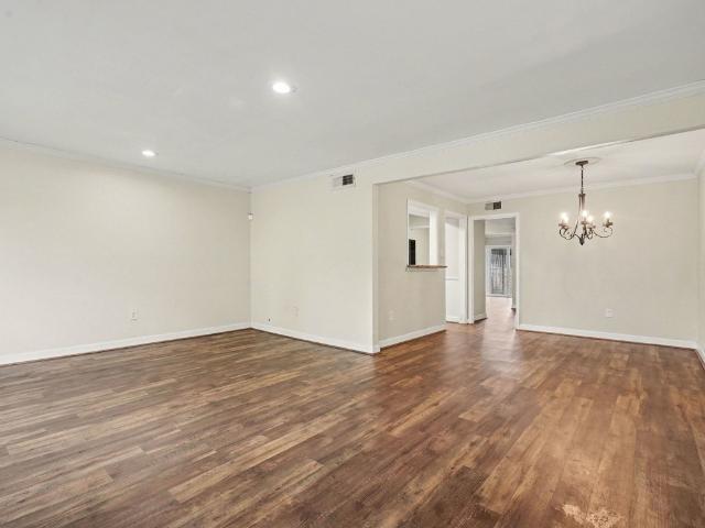 1318 Ward Road