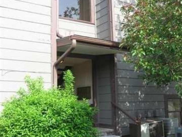 1318 Westbrooke St, Lawrence, KS 66049