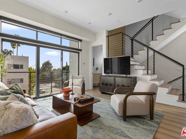 1318 1/2 N Vista St, Los Angeles, CA 90046