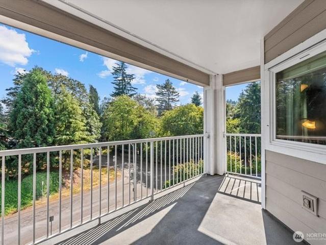 1318 37th St Unit 1408, Everett, WA 98201