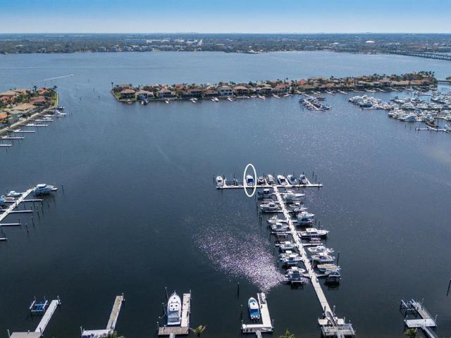 1318 3rd St Cir E, Palmetto, FL 34221 | MLS #A4641 | Compass