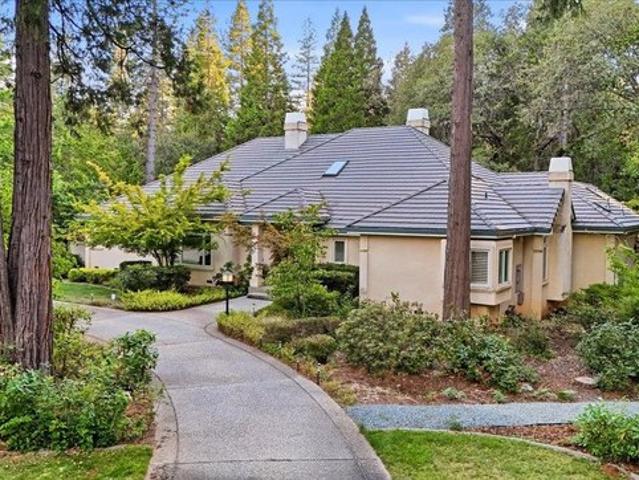13195 Woodstock Dr, Nevada City, CA 95959
