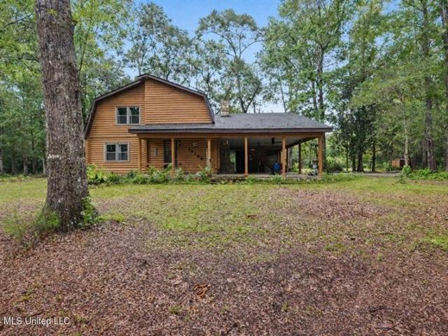 13196 Riverland Dr, Biloxi, MS 39532