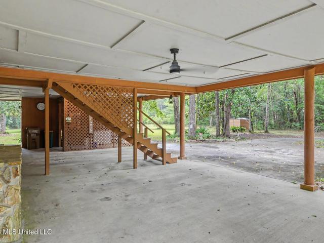 13196 Riverland Drive