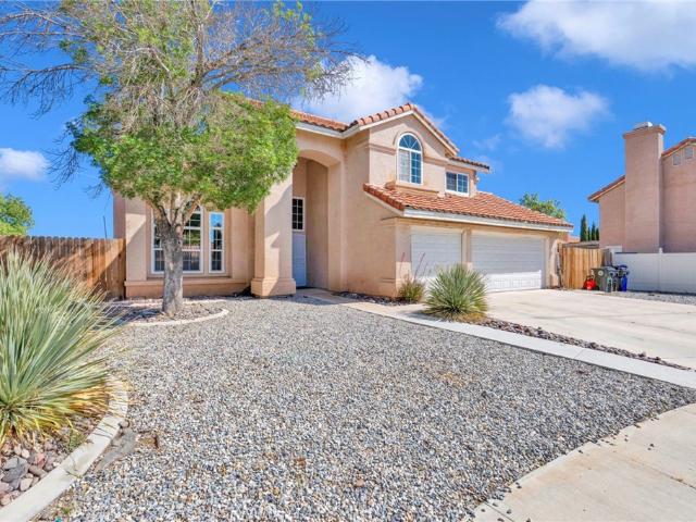 13198 Blue Mesa Ct, Victorville, CA 92392 | MLS #HD26078 | Compass
