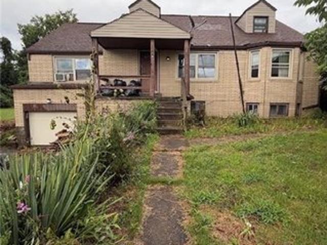 1319 Oakridge Rd, McDonald, PA 15057