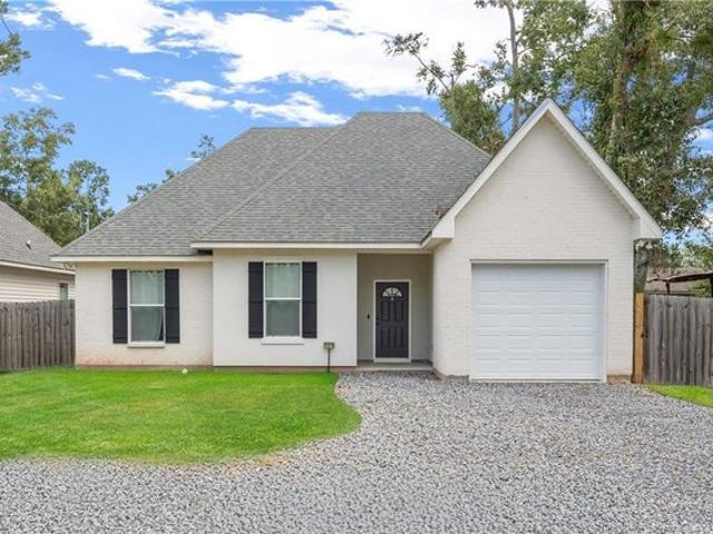 1319 America St, Mandeville, LA 70448