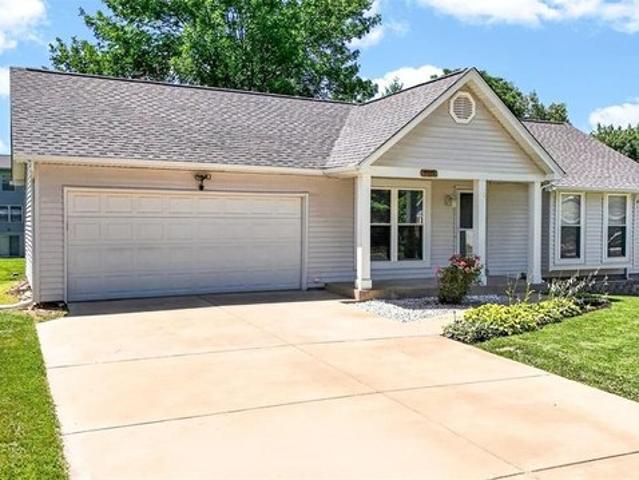 1319 Cambrook Ct, Saint Charles, MO 63304