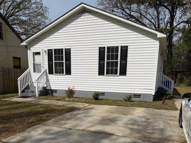 1319 Carolina St E, Wilson, NC 27893